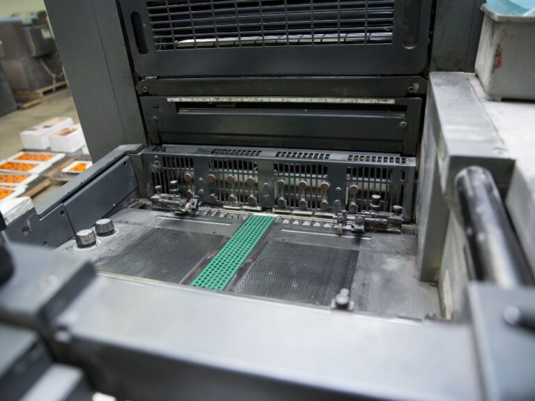 Material offset: Conheça os suprimentos para impressão offset - Calcme